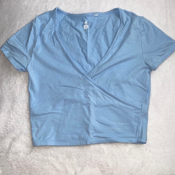 Me to We | Tops | Criss Cross Crop Top | Poshmark